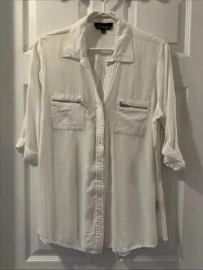 Lily Morgan | Tops | Lily Morgan Silky Soft White Rayon Buttonup Blouse ...
